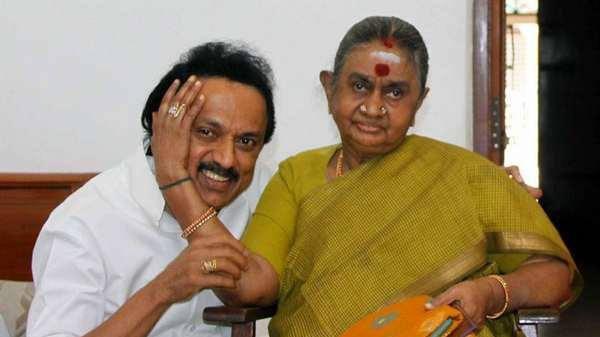 அம்மாவிடம் ஆசி வாங்கிய மு.க.ஸ்டாலின் - M.K.Stalin's mother blessings ...
