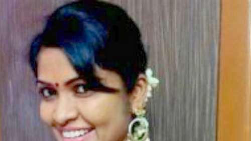 ஒரே நேரத்தில் இரண்டு கணவர்களை ஏமாற்றிய பிரபல நடிகை - tamil- television ...