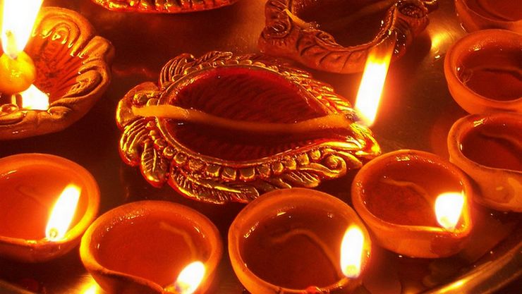 கார்த்திகை மாதத்தில் விளக்கு ஏற்றுவதால் இத்தனை நன்மைகள் உண்டா ...