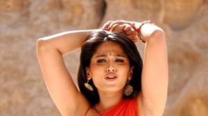 ‘జీరో సైజ్’ కోసం 20 కేజీ‌లు తగ్గిన అనుష్క..! - anushka lost 20 kgs weight for zero size ...
