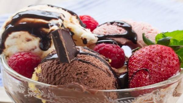 ఐస్ క్రీమ్ కొంత తింటే ఓకే, కానీ ఎక్కువగా తింటే? - A little bit of ice ...