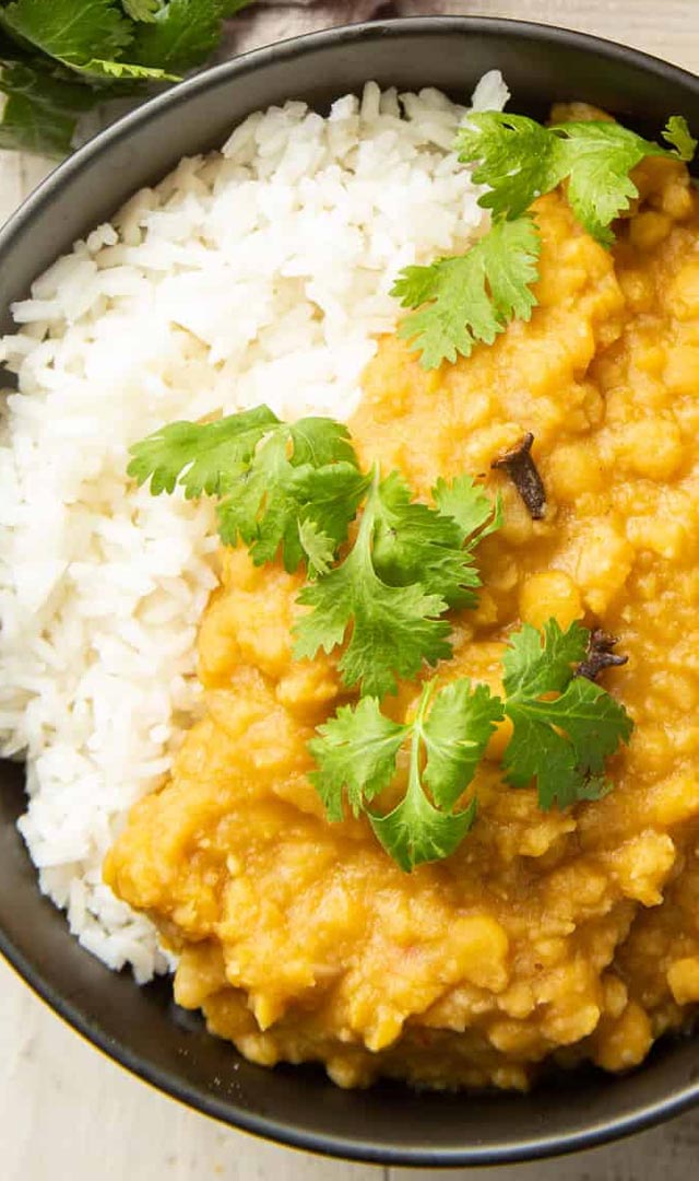 क्या आप भी दाल-चावल के शौकीन हैं? 8 फायदे